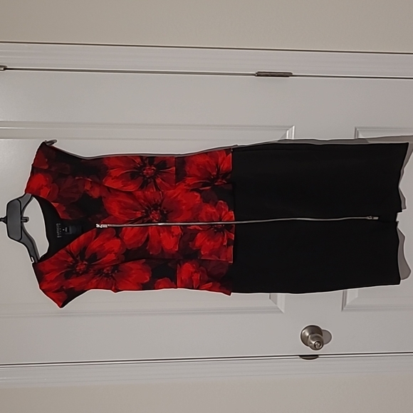Enfocus Studio | Dresses | Red And Black Flora Bodycon Dress | Poshmark